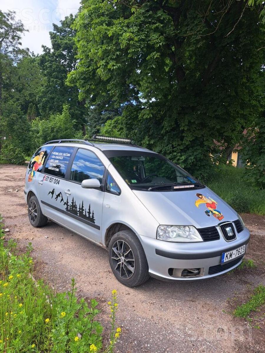 Pelēks SEAT Alhambra 2003 Kuldīga, ar dzinēja tilpumu 1.90 L un nobraukumu 317 tūkst. km par 1400 €, foto 3 vietnē AUTOMOTO.COM.LV