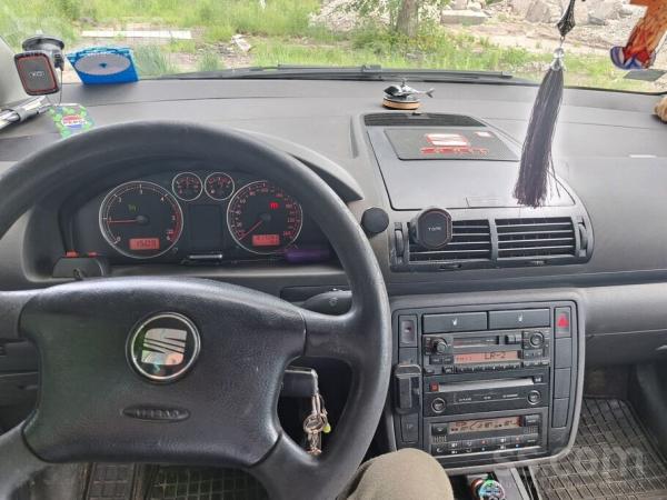Pelēks SEAT Alhambra 2003 Kuldīga, ar dzinēja tilpumu 1.90 L un nobraukumu 317 tūkst. km par 1400 €, foto 7 vietnē AUTOMOTO.COM.LV