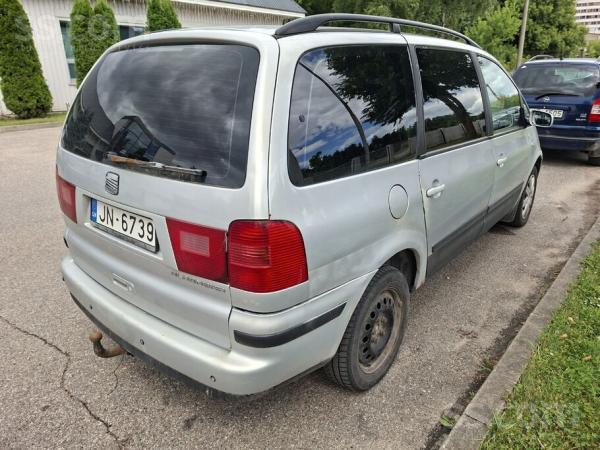 Grey SEAT Alhambra 2003 in Daugavpils, with an engine capacity of 1.90 L and mileage of 234 thousand km for 1200 €, photo 3 on AUTOMOTO.COM.LV