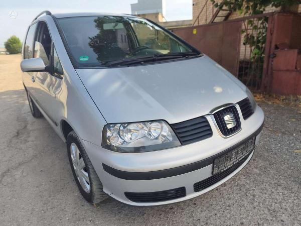 Pelēks SEAT Alhambra 2003 Utena, ar dzinēja tilpumu 1.90 L un nobraukumu 290 tūkst. km par 2250 €, foto 1 vietnē AUTOMOTO.COM.LV