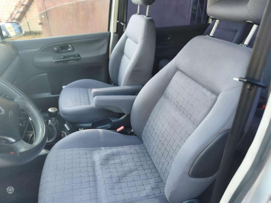 Grey SEAT Alhambra 2003 in Utena, with an engine capacity of 1.90 L and mileage of 290 thousand km for 2250 €, photo 12 on AUTOMOTO.COM.LV