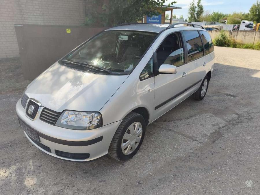 Grey SEAT Alhambra 2003 in Utena, with an engine capacity of 1.90 L and mileage of 290 thousand km for 2250 €, photo 14 on AUTOMOTO.COM.LV