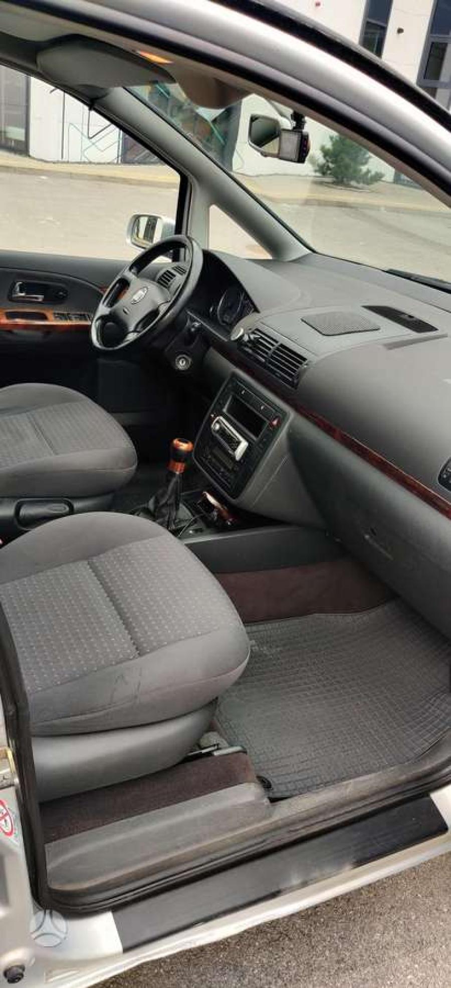 Pelēks SEAT Alhambra 2003 Kauņa, ar dzinēja tilpumu 1.90 L un nobraukumu 311 tūkst. km par 1390 €, foto 8 vietnē AUTOMOTO.COM.LV