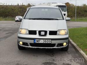Pelēks SEAT Alhambra 2003 Daugavpils, ar dzinēja tilpumu 1.90 L un nobraukumu 258 tūkst. km par 2100 €, foto 3 vietnē AUTOMOTO.COM.LV