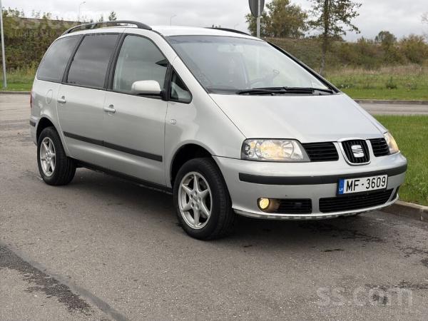 Pelēks SEAT Alhambra 2003 Daugavpils, ar dzinēja tilpumu 1.90 L un nobraukumu 258 tūkst. km par 2100 €, foto 4 vietnē AUTOMOTO.COM.LV