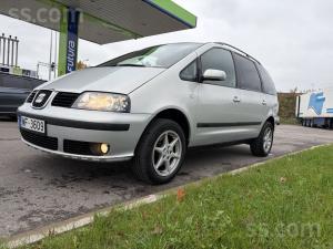 Pelēks SEAT Alhambra 2003 Daugavpils, ar dzinēja tilpumu 1.90 L un nobraukumu 258 tūkst. km par 2100 €, foto 7 vietnē AUTOMOTO.COM.LV