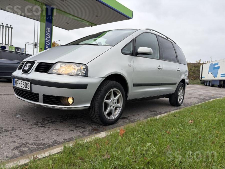Pelēks SEAT Alhambra 2003 Daugavpils, ar dzinēja tilpumu 1.90 L un nobraukumu 258 tūkst. km par 2100 €, foto 7 vietnē AUTOMOTO.COM.LV