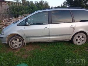 Grey SEAT Alhambra 2004 in Rezekne, with an engine capacity of 1.90 L and mileage of 351 thousand km for 1300 €, photo 2 on AUTOMOTO.COM.LV