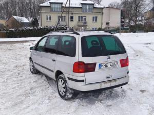 Grey SEAT Alhambra 2004 in Vilnius, with an engine capacity of 1.90 L and mileage of 403 thousand km for 1299 €, photo 4 on AUTOMOTO.COM.LV