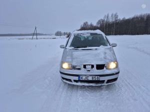 Grey SEAT Alhambra 2004 in Kupiskis, with an engine capacity of 1.90 L and mileage of 361 thousand km for 950 €, photo  on AUTOMOTO.COM.LV
