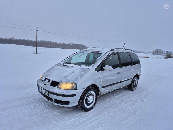 Pelēks SEAT Alhambra 2004 Kupiškis, ar dzinēja tilpumu 1.90 L un nobraukumu 361 tūkst. km par 950 €, foto 2 vietnē AUTOMOTO.COM.LV