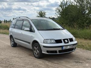 Grey SEAT Alhambra 2004 in Vilnius, with an engine capacity of 1.98 L and mileage of 275 thousand km for 1000 €, photo 3 on AUTOMOTO.COM.LV