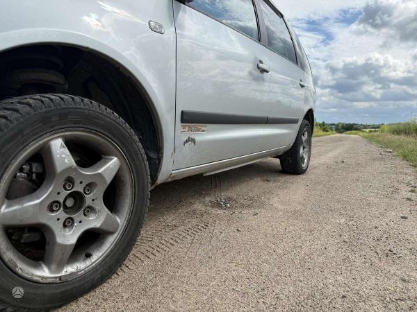 Pelēks SEAT Alhambra 2004 Viļņa, ar dzinēja tilpumu 1.98 L un nobraukumu 275 tūkst. km par 1000 €, foto 10 vietnē AUTOMOTO.COM.LV
