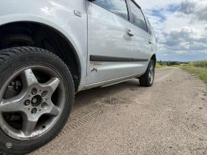 Grey SEAT Alhambra 2004 in Vilnius, with an engine capacity of 1.98 L and mileage of 275 thousand km for 1000 €, photo 11 on AUTOMOTO.COM.LV