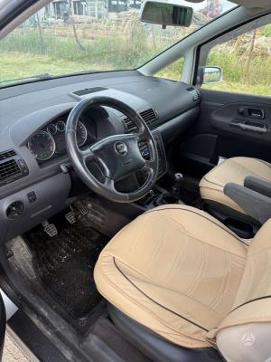 Grey SEAT Alhambra 2004 in Vilnius, with an engine capacity of 1.98 L and mileage of 275 thousand km for 1000 €, photo 12 on AUTOMOTO.COM.LV