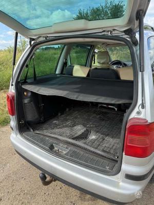 Grey SEAT Alhambra 2004 in Vilnius, with an engine capacity of 1.98 L and mileage of 275 thousand km for 1000 €, photo 15 on AUTOMOTO.COM.LV