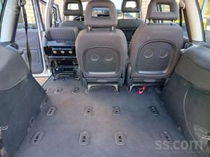 Grey SEAT Alhambra 2005 in Riga, with an engine capacity of 1.90 L and mileage of 312 thousand km for 1600 €, photo 8 on AUTOMOTO.COM.LV