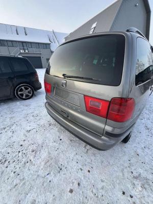 Pelēks SEAT Alhambra 2006 Marijampole, ar dzinēja tilpumu 1.97 L un nobraukumu 341 tūkst. km par 1800 €, foto 5 vietnē AUTOMOTO.COM.LV