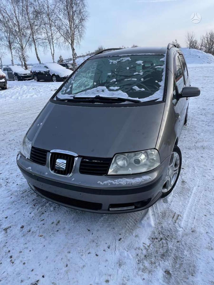 Pelēks SEAT Alhambra 2006 Marijampole, ar dzinēja tilpumu 1.97 L un nobraukumu 341 tūkst. km par 1800 €, foto 9 vietnē AUTOMOTO.COM.LV