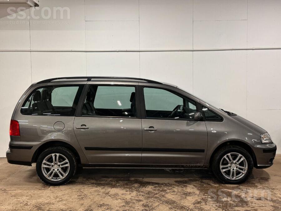 Pelēks SEAT Alhambra 2006 Jūrmala, ar dzinēja tilpumu 2.00 L un nobraukumu 230 tūkst. km par 3950 €, foto 7 vietnē AUTOMOTO.COM.LV