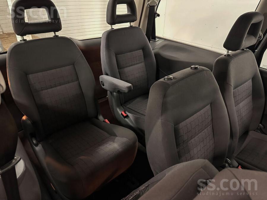 Pelēks SEAT Alhambra 2006 Jūrmala, ar dzinēja tilpumu 2.00 L un nobraukumu 230 tūkst. km par 3950 €, foto 24 vietnē AUTOMOTO.COM.LV