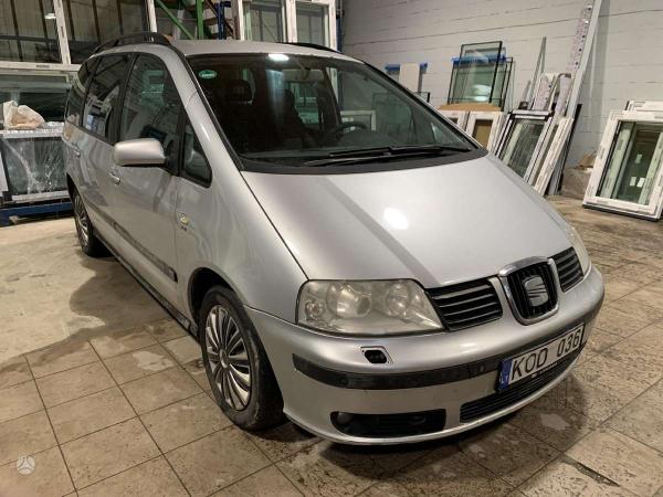Pelēks SEAT Alhambra 2006 Viļņa, ar dzinēja tilpumu 0.00 L un nobraukumu 300 tūkst. km par 2000 €, foto 1 vietnē AUTOMOTO.COM.LV