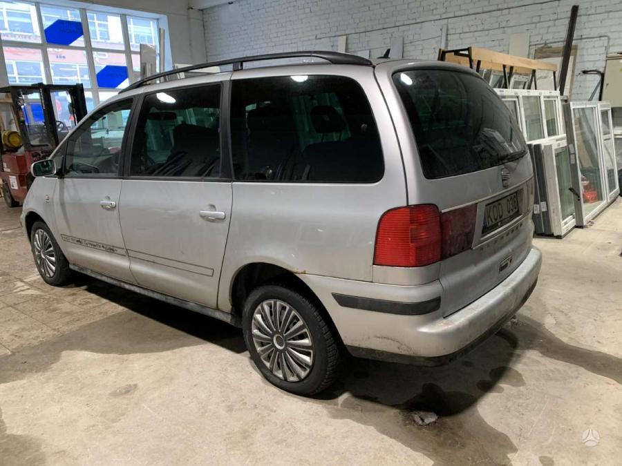 Grey SEAT Alhambra 2006 in Vilnius, with an engine capacity of 0.00 L and mileage of 300 thousand km for 2000 €, photo 4 on AUTOMOTO.COM.LV