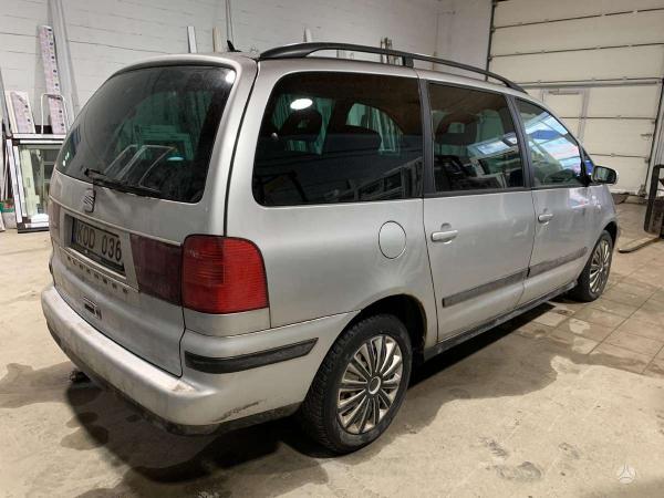 Pelēks SEAT Alhambra 2006 Viļņa, ar dzinēja tilpumu 0.00 L un nobraukumu 300 tūkst. km par 2000 €, foto 8 vietnē AUTOMOTO.COM.LV