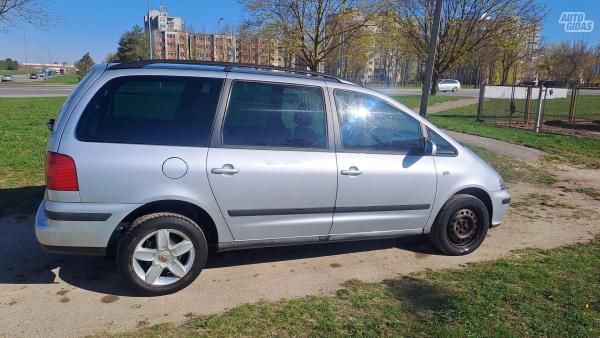 Grey SEAT Alhambra 2006 in Vilnius, with an engine capacity of 1.90 L and mileage of 234 thousand km for 2850 €, photo 8 on AUTOMOTO.COM.LV