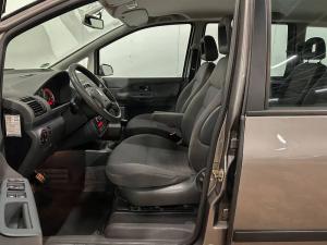 Grey SEAT Alhambra 2006 in Jurmala, with an engine capacity of 2.00 L and mileage of 230 thousand km for 3950 €, photo 16 on AUTOMOTO.COM.LV