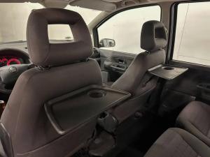 Grey SEAT Alhambra 2006 in Jurmala, with an engine capacity of 2.00 L and mileage of 230 thousand km for 3950 €, photo 22 on AUTOMOTO.COM.LV