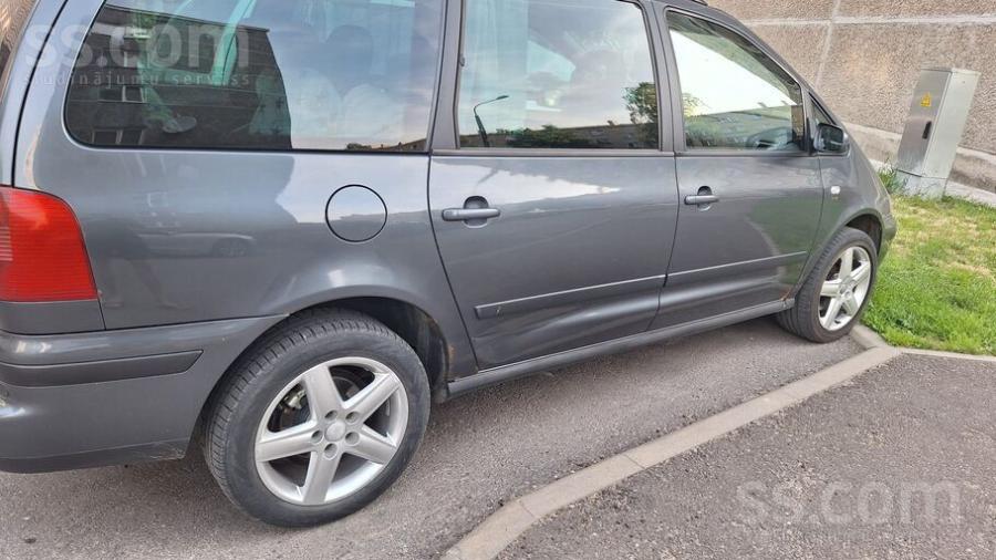 Pelēks SEAT Alhambra 2006 Daugavpils, ar dzinēja tilpumu 2.00 L un nobraukumu 340 tūkst. km par 2200 €, foto 4 vietnē AUTOMOTO.COM.LV