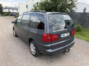 Pelēks SEAT Alhambra 2006 Viļņa, ar dzinēja tilpumu 1.97 L un nobraukumu 395 tūkst. km par 999 €, foto 7 vietnē AUTOMOTO.COM.LV