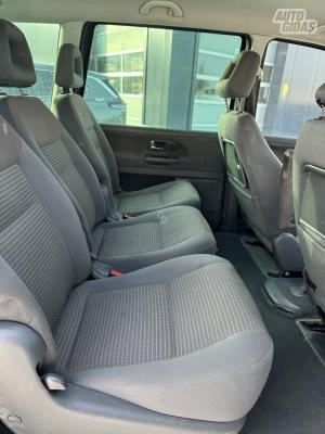 Pelēks SEAT Alhambra 2007 Viļņa, ar dzinēja tilpumu 1.90 L un nobraukumu 325 tūkst. km par 2499 €, foto 14 vietnē AUTOMOTO.COM.LV