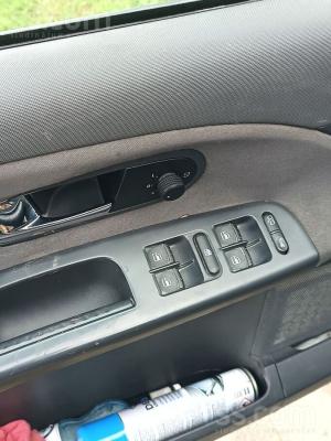 Grey SEAT Alhambra 2007 in Daugavpils, with an engine capacity of 2.00 L and mileage of 303 thousand km for 1900 €, photo 6 on AUTOMOTO.COM.LV
