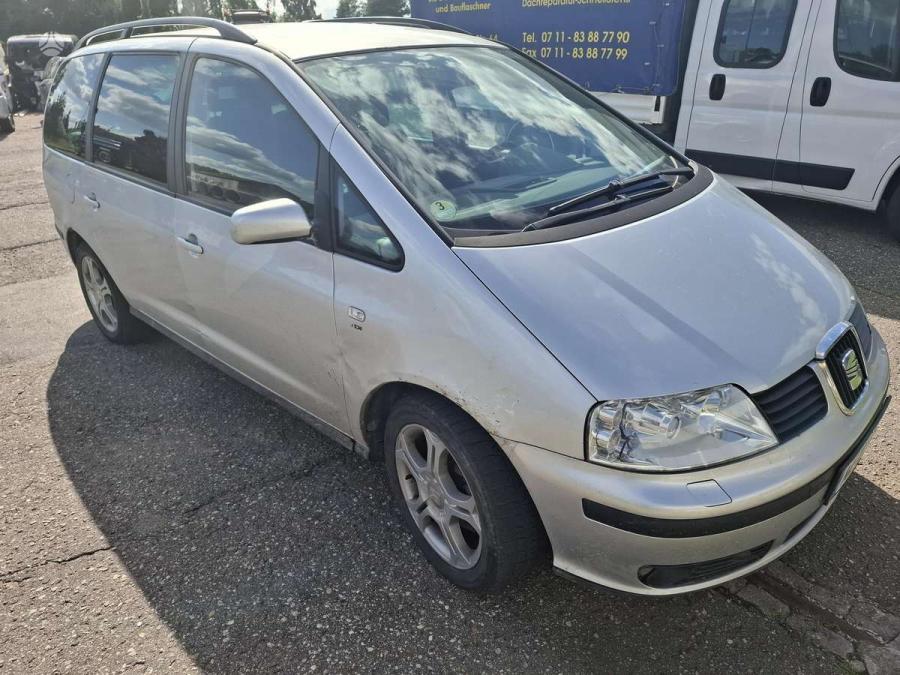 Pelēks SEAT Alhambra 2007 Alīta, ar dzinēja tilpumu 1.97 L un nobraukumu 300 tūkst. km par 1655 €, foto 7 vietnē AUTOMOTO.COM.LV