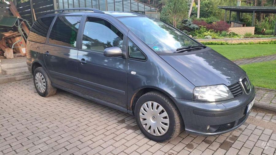 Pelēks SEAT Alhambra 2007 Kauņa, ar dzinēja tilpumu 1.97 L un nobraukumu 446 tūkst. km par 1999 €, foto 3 vietnē AUTOMOTO.COM.LV