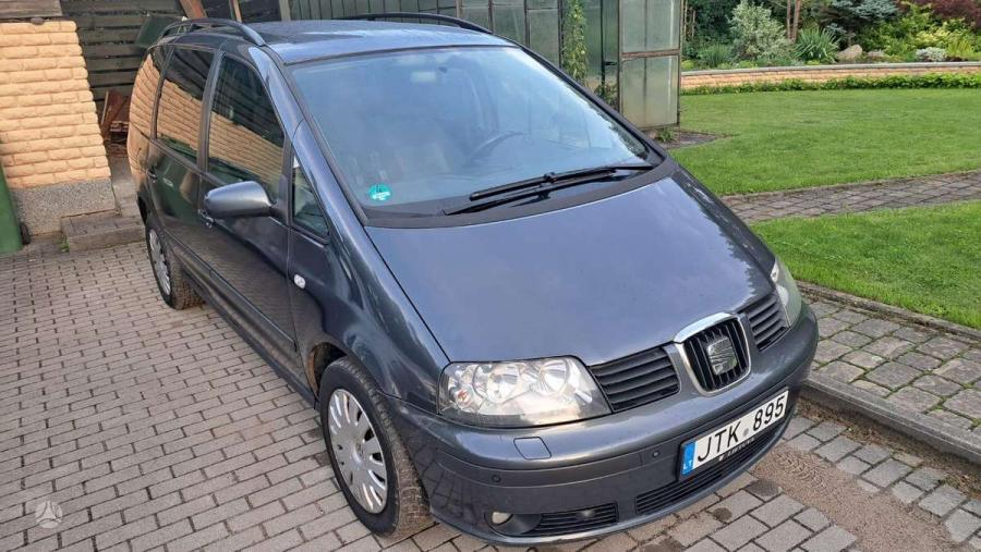 Pelēks SEAT Alhambra 2007 Kauņa, ar dzinēja tilpumu 1.97 L un nobraukumu 446 tūkst. km par 1999 €, foto 4 vietnē AUTOMOTO.COM.LV