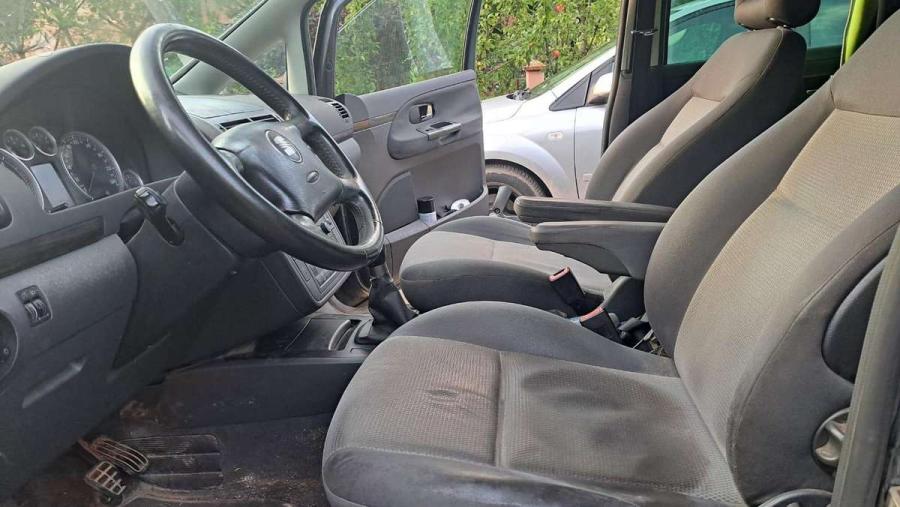 Pelēks SEAT Alhambra 2007 Kauņa, ar dzinēja tilpumu 1.97 L un nobraukumu 446 tūkst. km par 1999 €, foto 9 vietnē AUTOMOTO.COM.LV