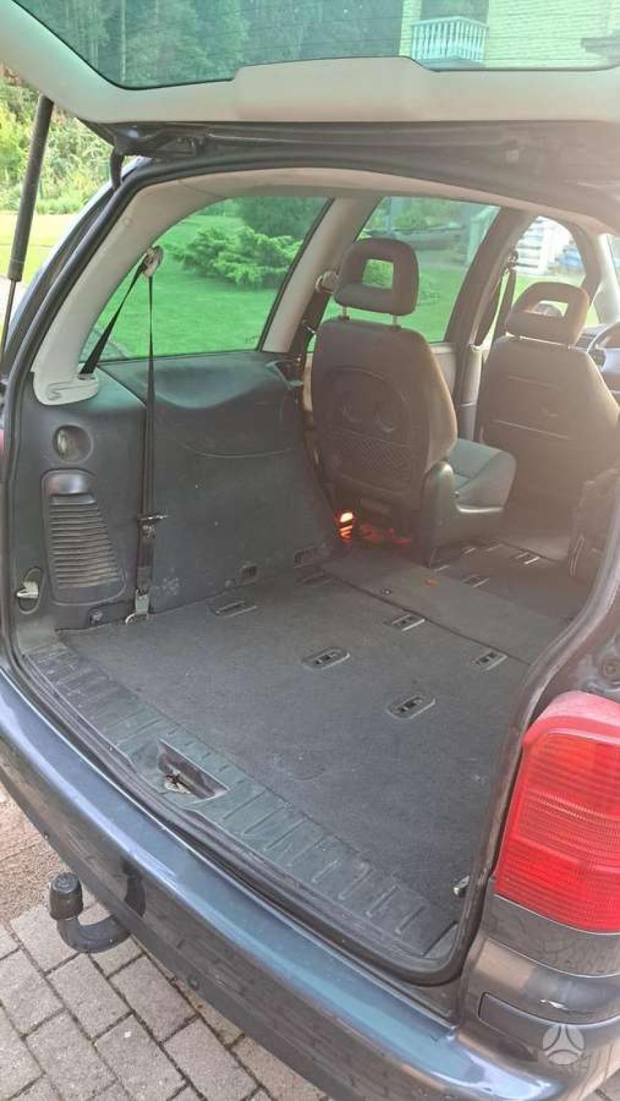 Pelēks SEAT Alhambra 2007 Kauņa, ar dzinēja tilpumu 1.97 L un nobraukumu 446 tūkst. km par 1999 €, foto 12 vietnē AUTOMOTO.COM.LV