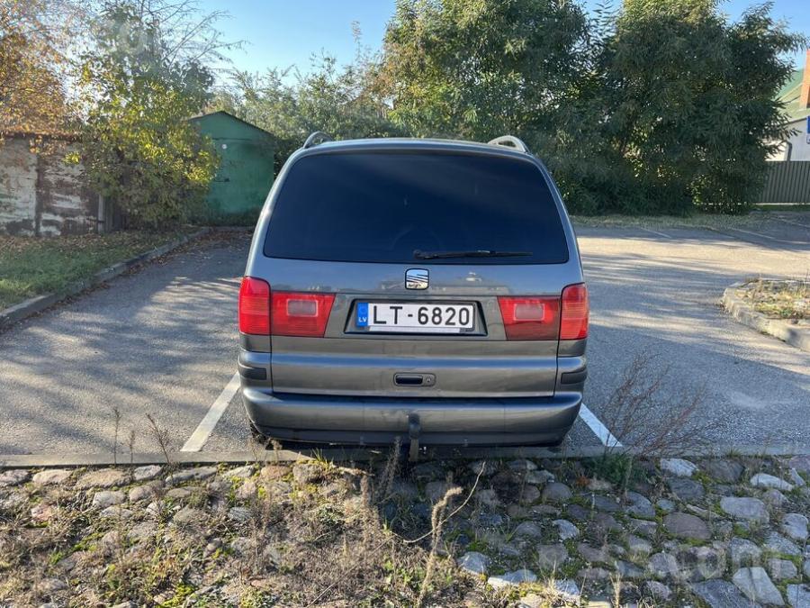 Pelēks SEAT Alhambra 2008 Daugavpils, ar dzinēja tilpumu 2.00 L un nobraukumu 358 tūkst. km par 1999 €, foto 5 vietnē AUTOMOTO.COM.LV