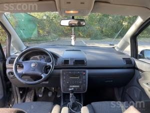 Pelēks SEAT Alhambra 2008 Daugavpils, ar dzinēja tilpumu 2.00 L un nobraukumu 358 tūkst. km par 1999 €, foto 7 vietnē AUTOMOTO.COM.LV