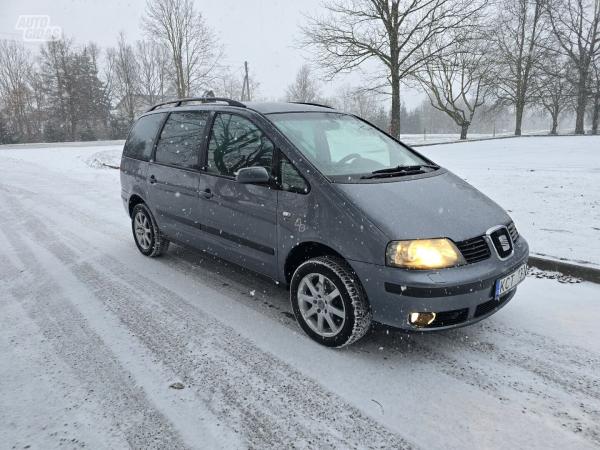 Pelēks SEAT Alhambra 2008 Radviliškis, ar dzinēja tilpumu 2.00 L un nobraukumu 359 tūkst. km par 2650 €, foto 2 vietnē AUTOMOTO.COM.LV