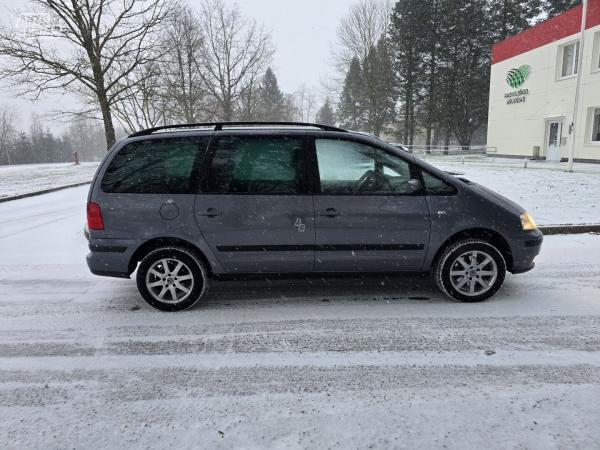 Pelēks SEAT Alhambra 2008 Radviliškis, ar dzinēja tilpumu 2.00 L un nobraukumu 359 tūkst. km par 2650 €, foto 9 vietnē AUTOMOTO.COM.LV