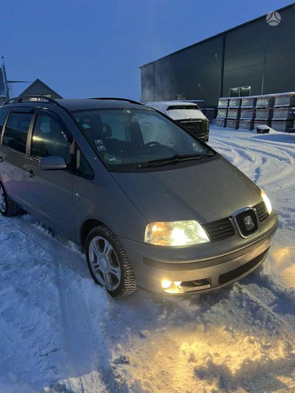 Серый Сеат Альхамбра 2008 в Мариямполе, объемом двигателя 1.97 л и пробегом 341 тыс. км за 1800 €, фото 2 на AUTOMOTO.COM.LV