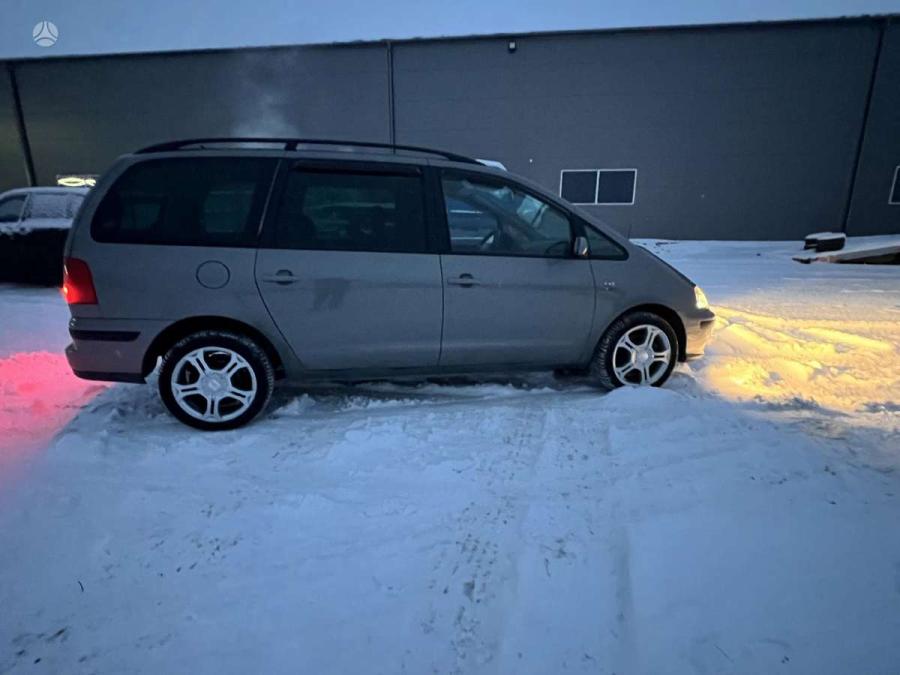 Серый Сеат Альхамбра 2008 в Мариямполе, объемом двигателя 1.97 л и пробегом 341 тыс. км за 1800 €, фото 6 на AUTOMOTO.COM.LV