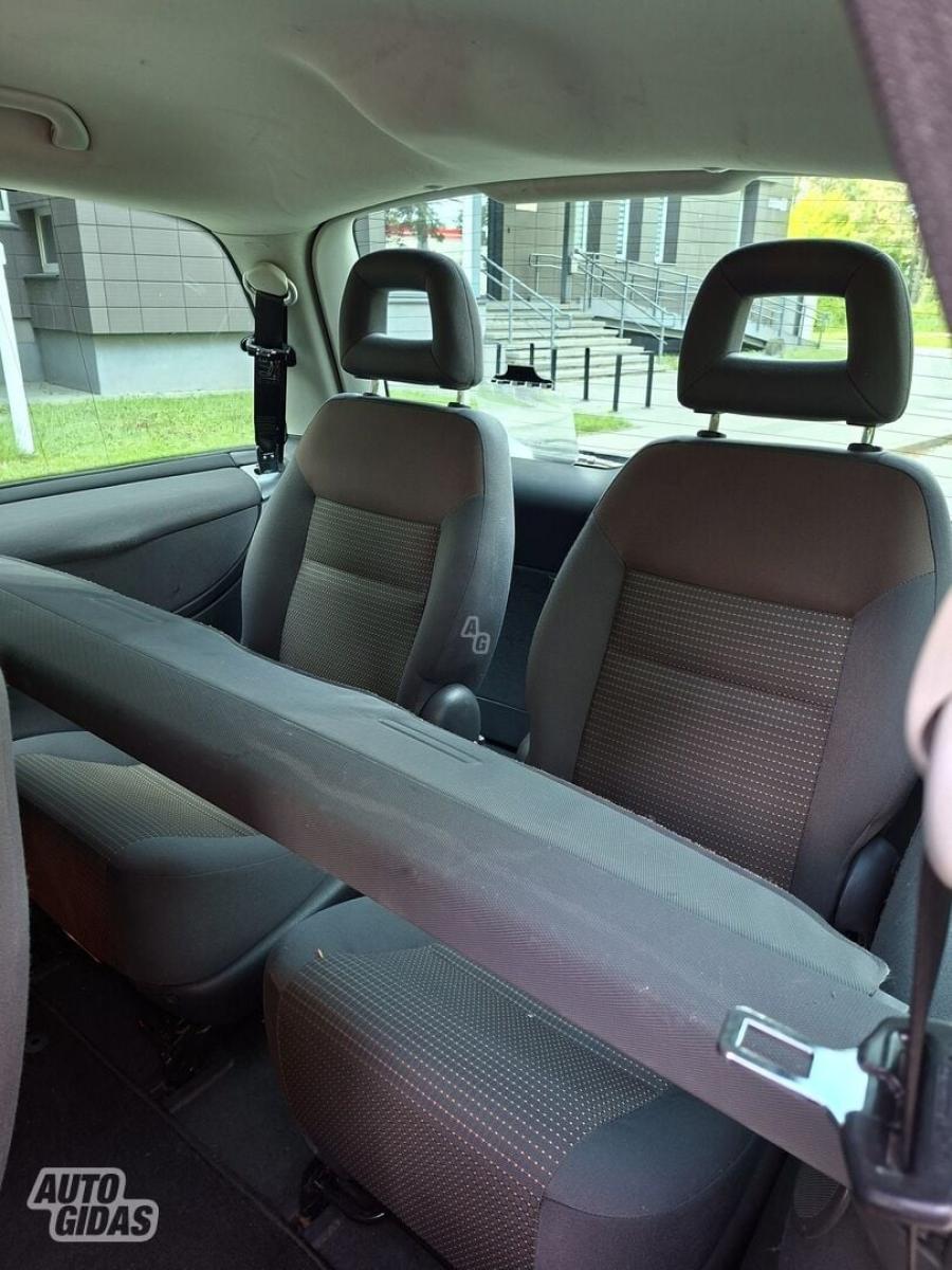 Pelēks SEAT Alhambra 2008 Viļņa, ar dzinēja tilpumu 2.00 L un nobraukumu 281 tūkst. km par 3650 €, foto 11 vietnē AUTOMOTO.COM.LV