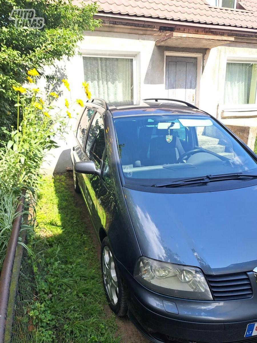 Pelēks SEAT Alhambra 2008 Kauņa, ar dzinēja tilpumu 1.90 L un nobraukumu 264 tūkst. km par 3900 €, foto 3 vietnē AUTOMOTO.COM.LV