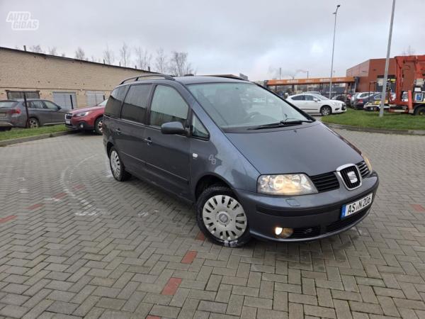Pelēks SEAT Alhambra 2009 Telšiai, ar dzinēja tilpumu 2.00 L un nobraukumu 256 tūkst. km par 3650 €, foto 3 vietnē AUTOMOTO.COM.LV