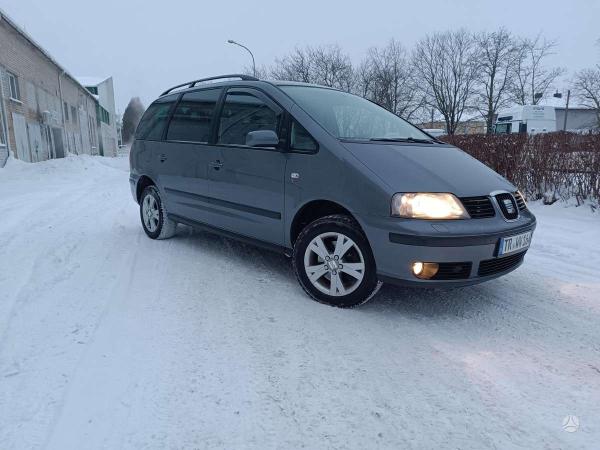 Pelēks SEAT Alhambra 2009 Kelmė, ar dzinēja tilpumu 1.97 L un nobraukumu 289 tūkst. km par 4450 €, foto 2 vietnē AUTOMOTO.COM.LV